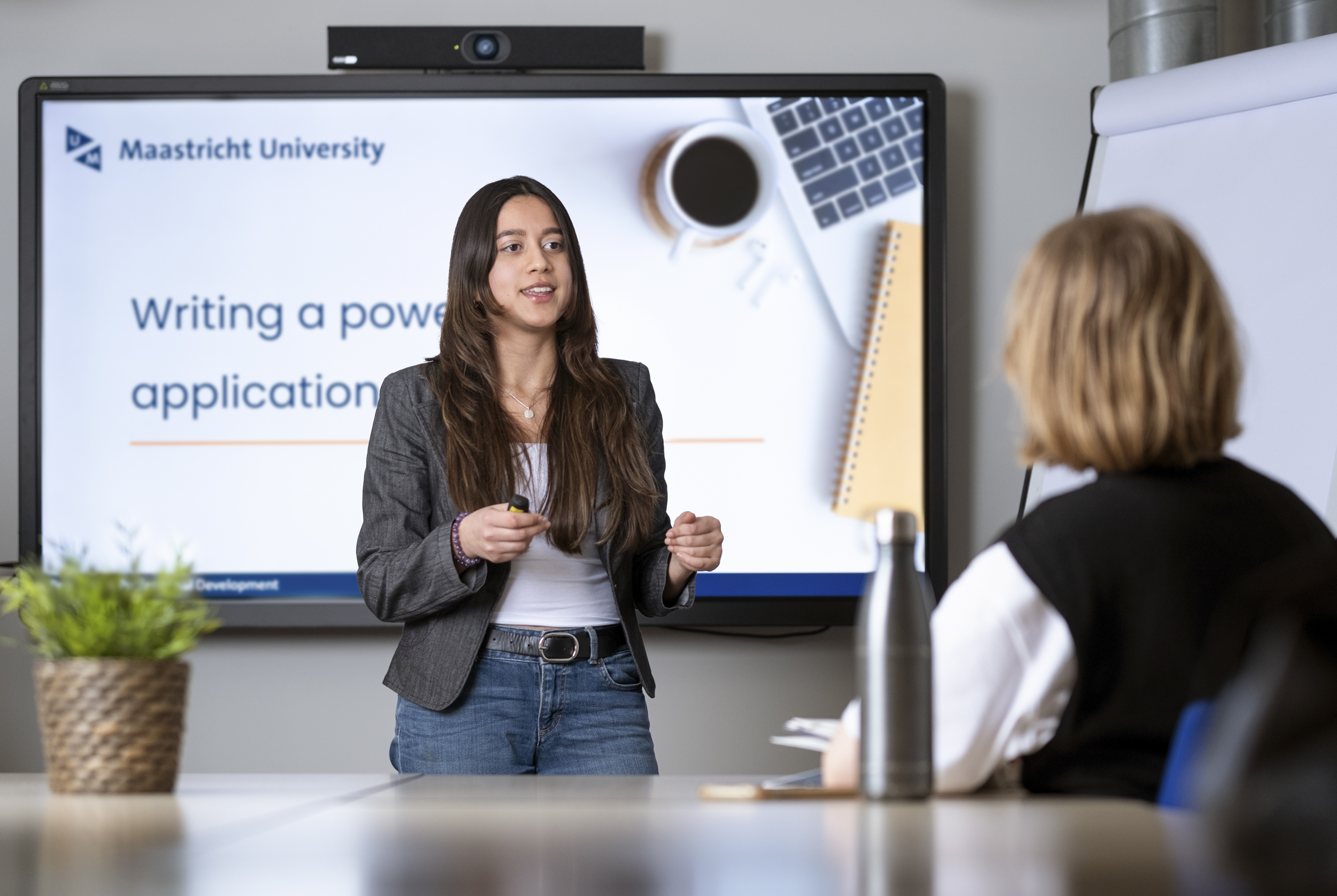 Get out of your comfort zone and meet new people with Uni-Life - News - Maastricht University